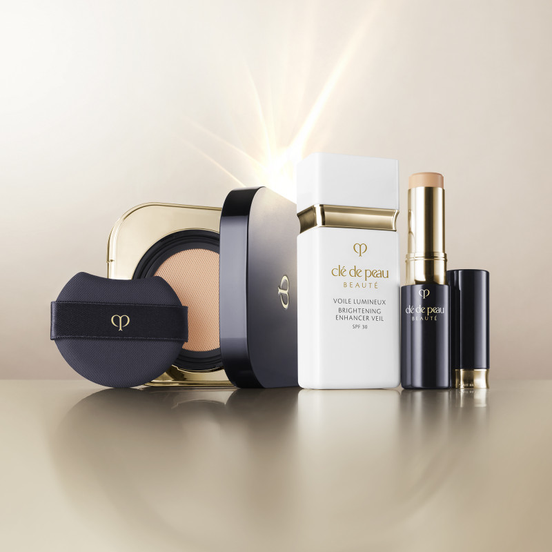 BRIGHTENING ENHANCER VEIL 30 ML de Cle De Peau Beaute
